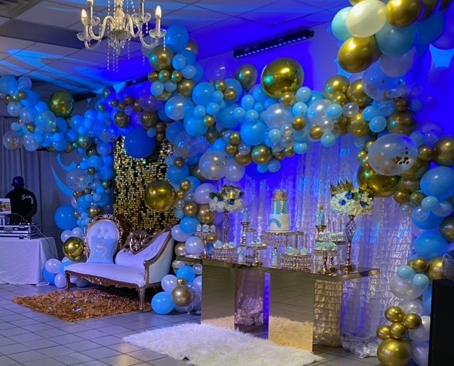 Shimmer Wall Royal Baby Shower | WebBabyShower